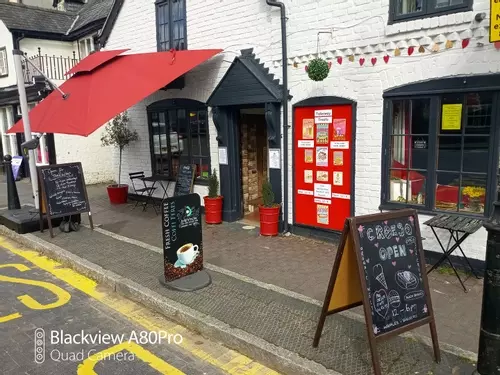 About The Cross Keys Llanfyllin